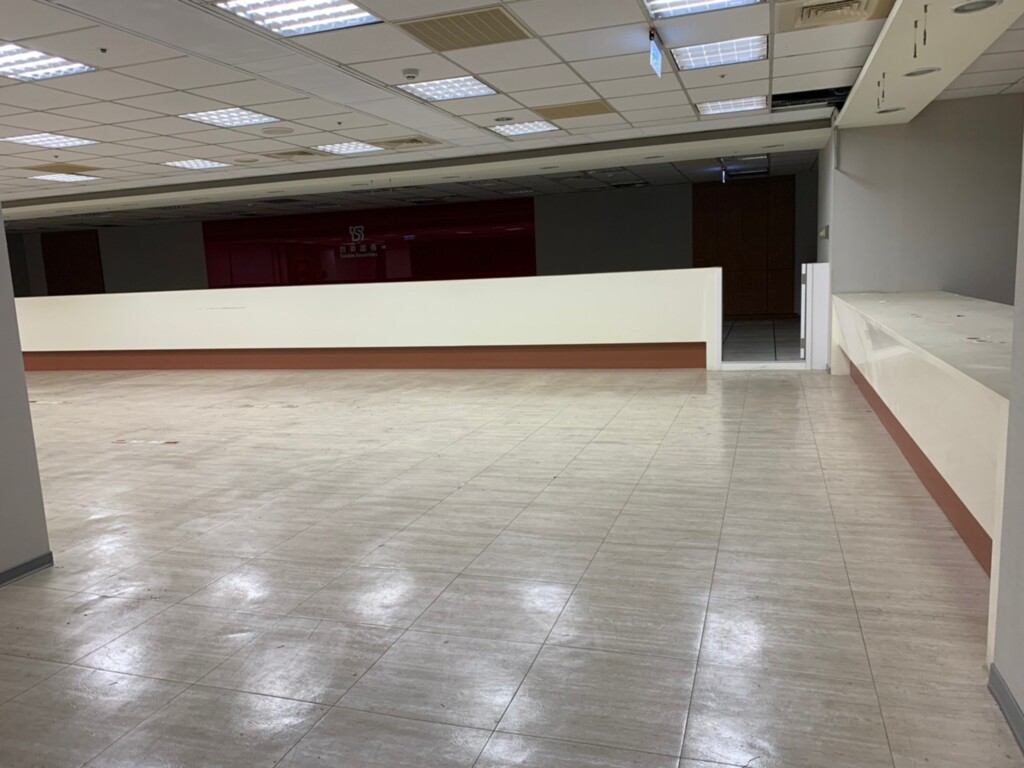 大眾財經大樓高雄市前鎮區中山二路電梯大廈租 大眾財經商辦大樓中山and復興路 房屋出租 樂屋網