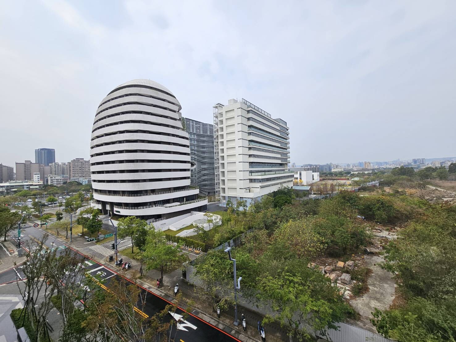 達麗創世紀台中市北屯區信平路電梯大廈北屯【達麗創世紀】3房含車位含管 房屋出租 樂屋網