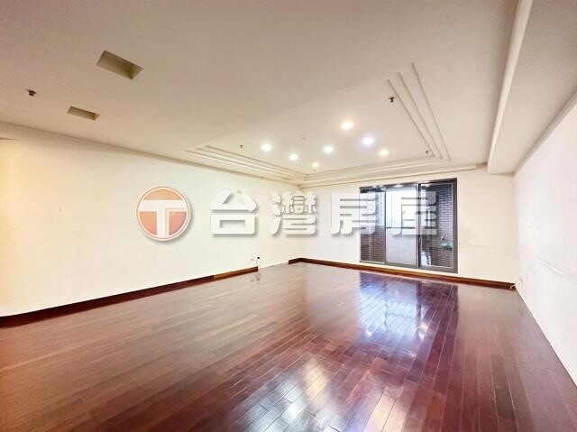 台中市北屯區文心路四段電梯大廈四維捷運興安商圈採光大四房平車 房屋出售 樂屋網
