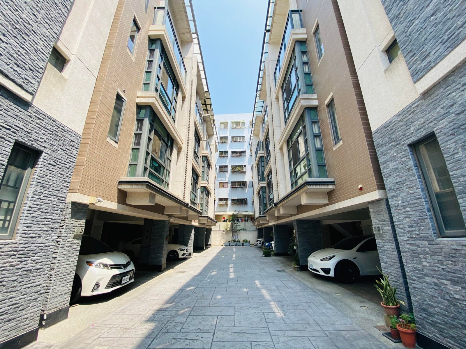 亞哥靜極台中市北屯區安順北一街別墅【nice好房】臨14期 絕美四房雙車別墅 房屋出售 樂屋網