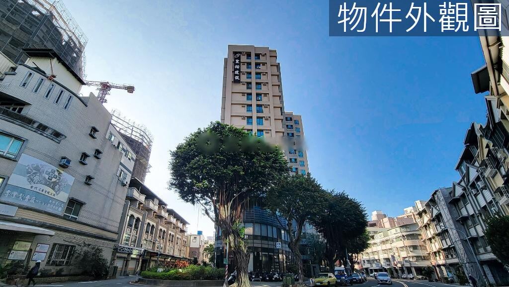 皇裕風采大廈高雄市三民區大豐一路電梯大廈親水公園高樓景觀雙面採光三房機下車位 房屋出售 樂屋網