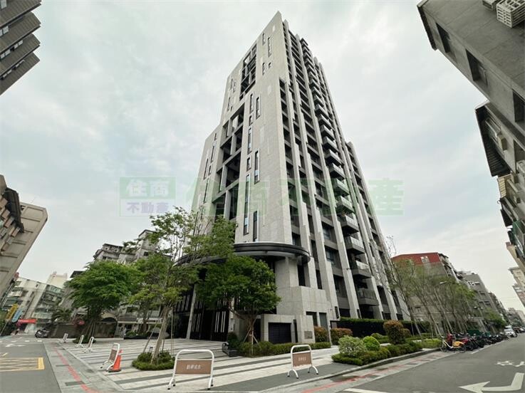 台北市松山區光復南路電梯大廈＆勤耕延吉觀景露台 房屋出售 樂屋網