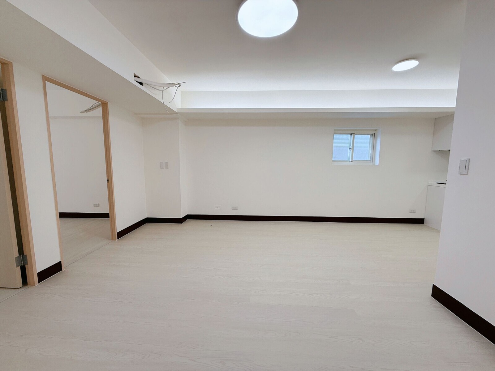 中山☘️中山國小捷運邊間美屋☘️21世紀徐儀婷 - 台北市中山區買房子、房屋出售 | 樂屋網