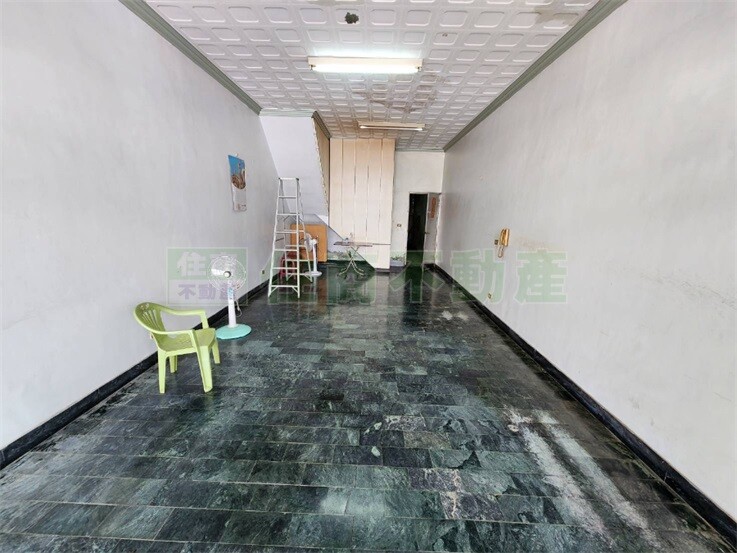 台南市南區灣裡臨路透店 台南市南區買房子、房屋出售 樂屋網