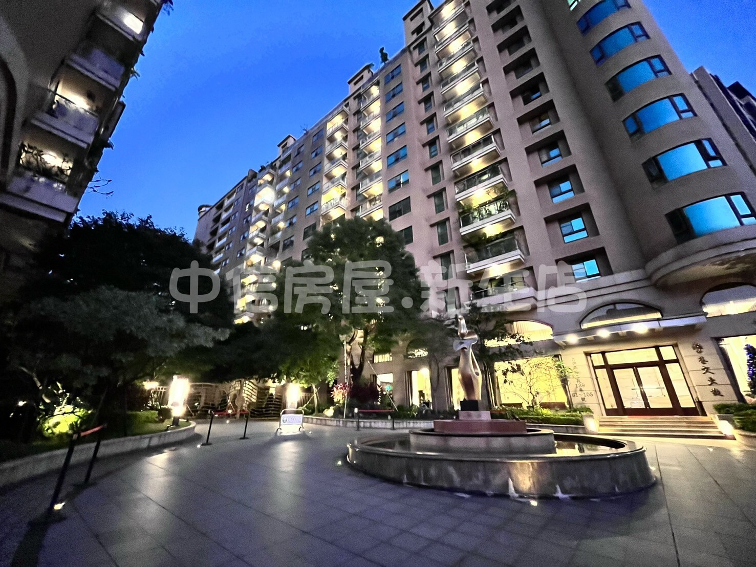 詠媗 藝文特區合法樓中樓四房雙主臥雙車 桃園市桃園區藝文大觀買房子 樂屋網