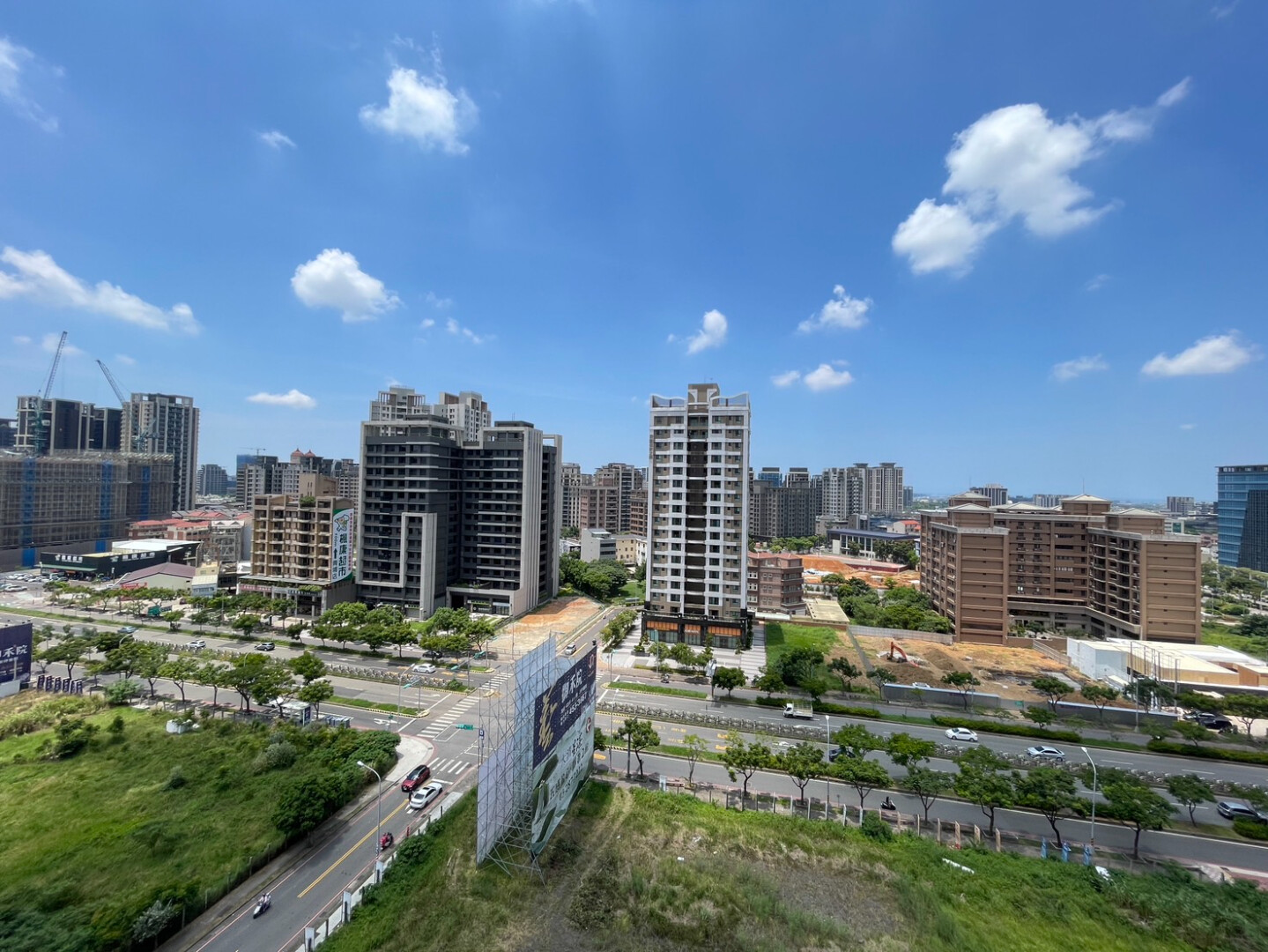 【專任】a18青埔國小景觀31房車 桃園市中壢區上城捷境國門晶站買房子、房屋出售 樂屋網
