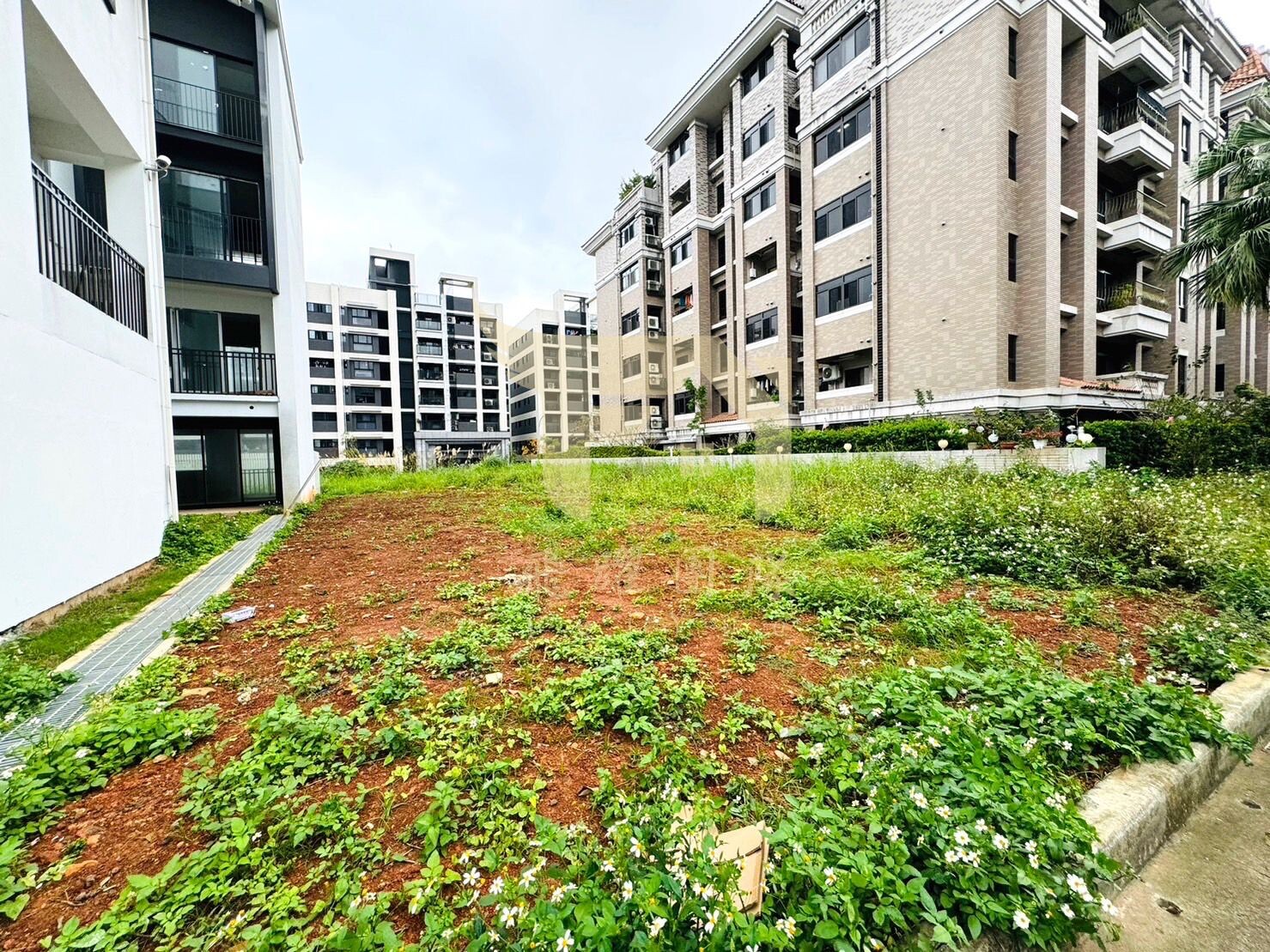 住宅用地【林口a9捷運】南勢國小8米路方正小坪數建地新北市林口區南勢一街17巷 樂屋網 土地買賣
