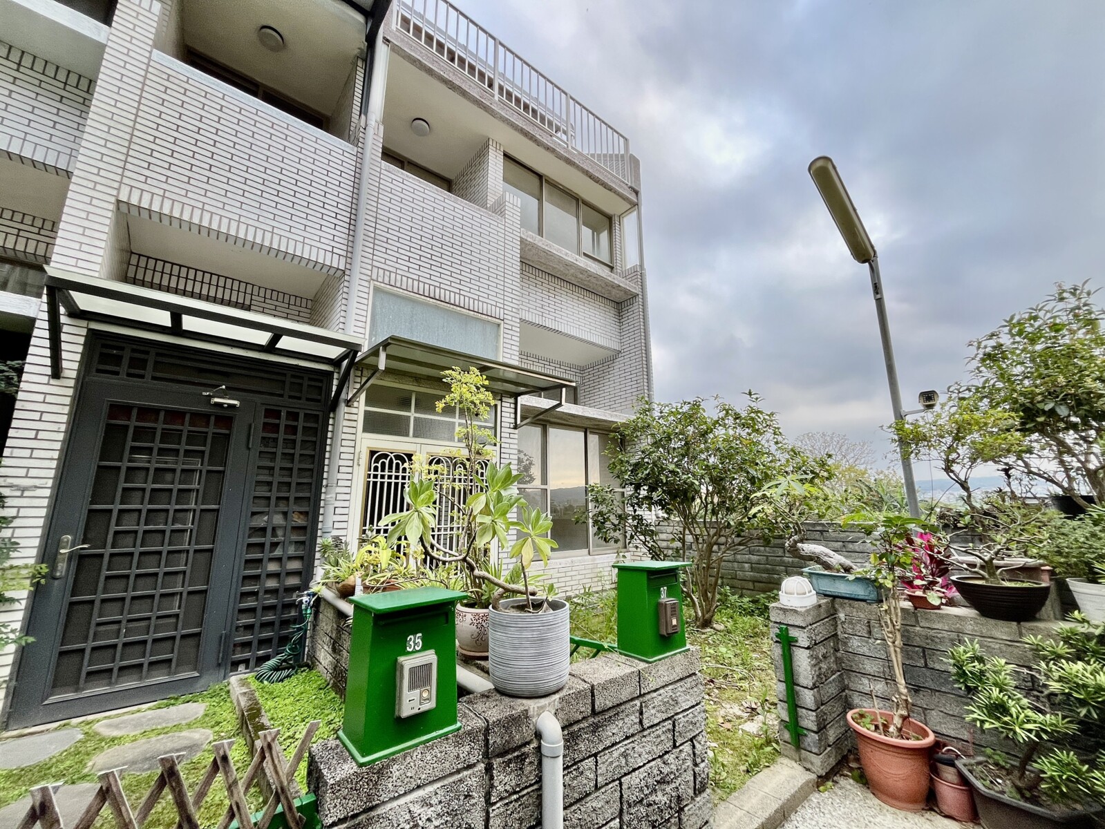 ️中興新村庭院花園別墅 南投縣南投市買房子、房屋出售 樂屋網