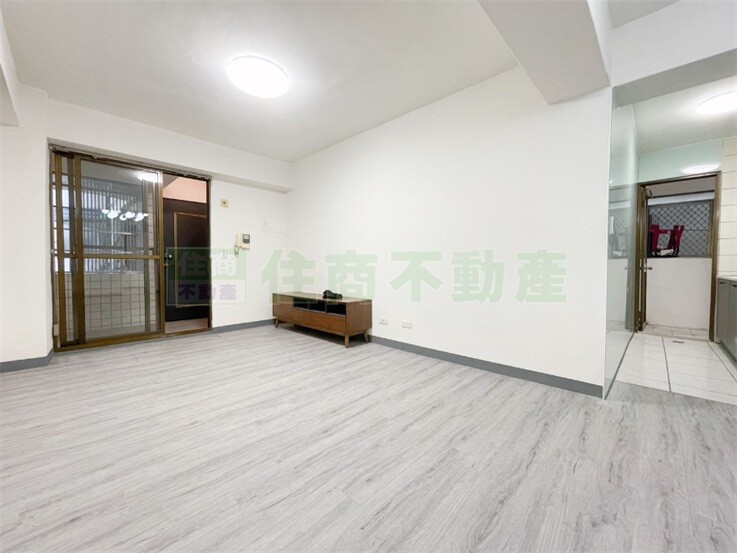 逢甲低總價電梯稀有兩房兩衛 台中市西屯區買房子、房屋出售 樂屋網