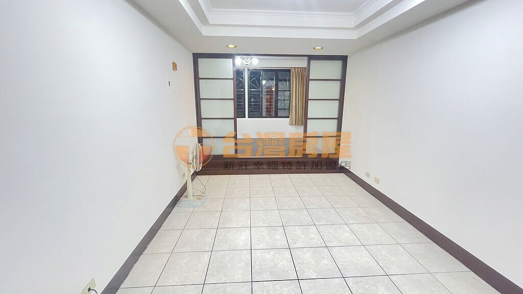 新北市新莊區中港一街公寓中港學區公寓2樓 新莊買屋賣屋台灣房屋新莊幸福店 房屋出售 樂屋網