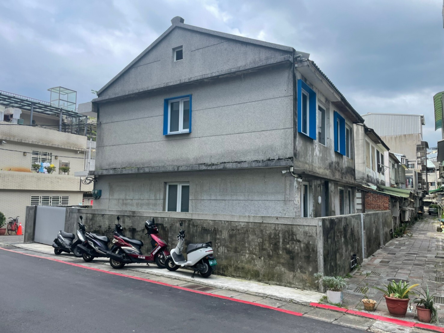 奇岩重劃區邊間大透天0939111331 台北市北投區買房子、房屋出售 樂屋網