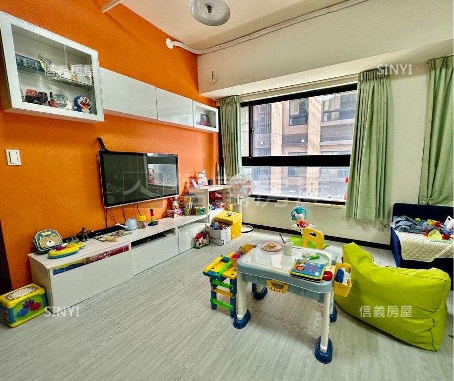 桃園市平鎮區中正三路電梯大廈遠雄小資附家具電器車位 房屋出租 樂屋網