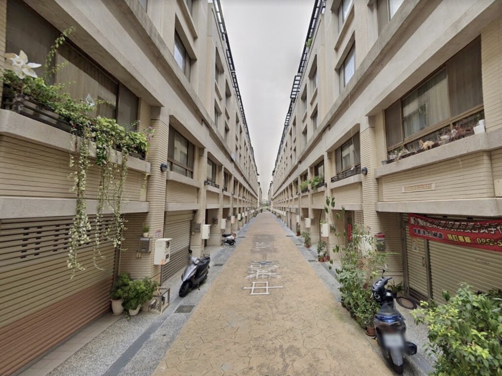 湯城世紀桃園市中壢區中華路一段透天厝低於行情，9年新屋，四樓透天，車庫停車 房屋出售 樂屋網