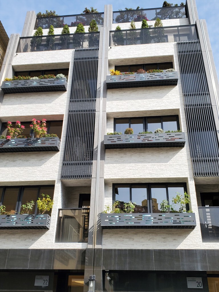 高雄市苓雅區建民路透天厝 苓雅武廟 雙捷運商圈全新電梯車墅 房屋出售 樂屋網