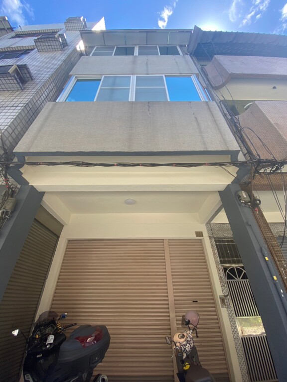 高雄市苓雅區大順三路透天厝科工館火車站增建滿騎樓透天 房屋出售 樂屋網