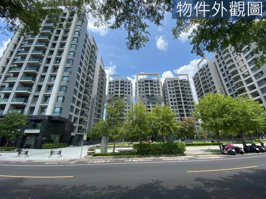 阿one新光學區大河戀雙衛浴開窗大三房平車 台中市太平區昌祐大河戀買房子、房屋出售 樂屋網