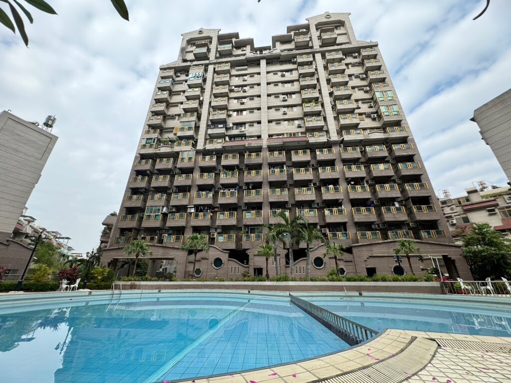 明湖園高雄市鳥松區明湖路電梯大廈澄清湖面游泳池美套房 房屋出租 樂屋網