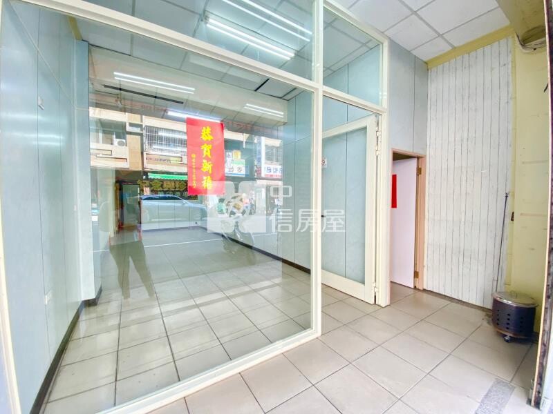 台中市潭子區圓通南路透天厝勝利商圈收租4套店面 房屋出售 樂屋網