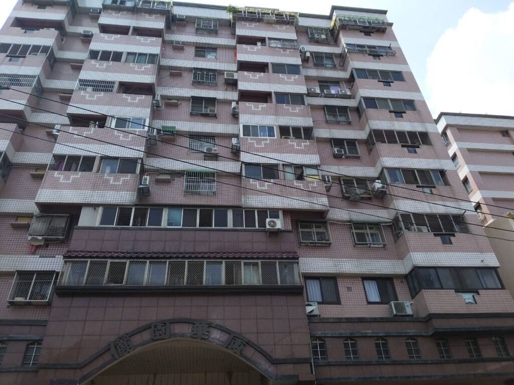 儷園華廈惠文南街台中市南屯區惠文南街電梯大廈 南屯蛋黃區三房車位電寓 房屋出售 樂屋網