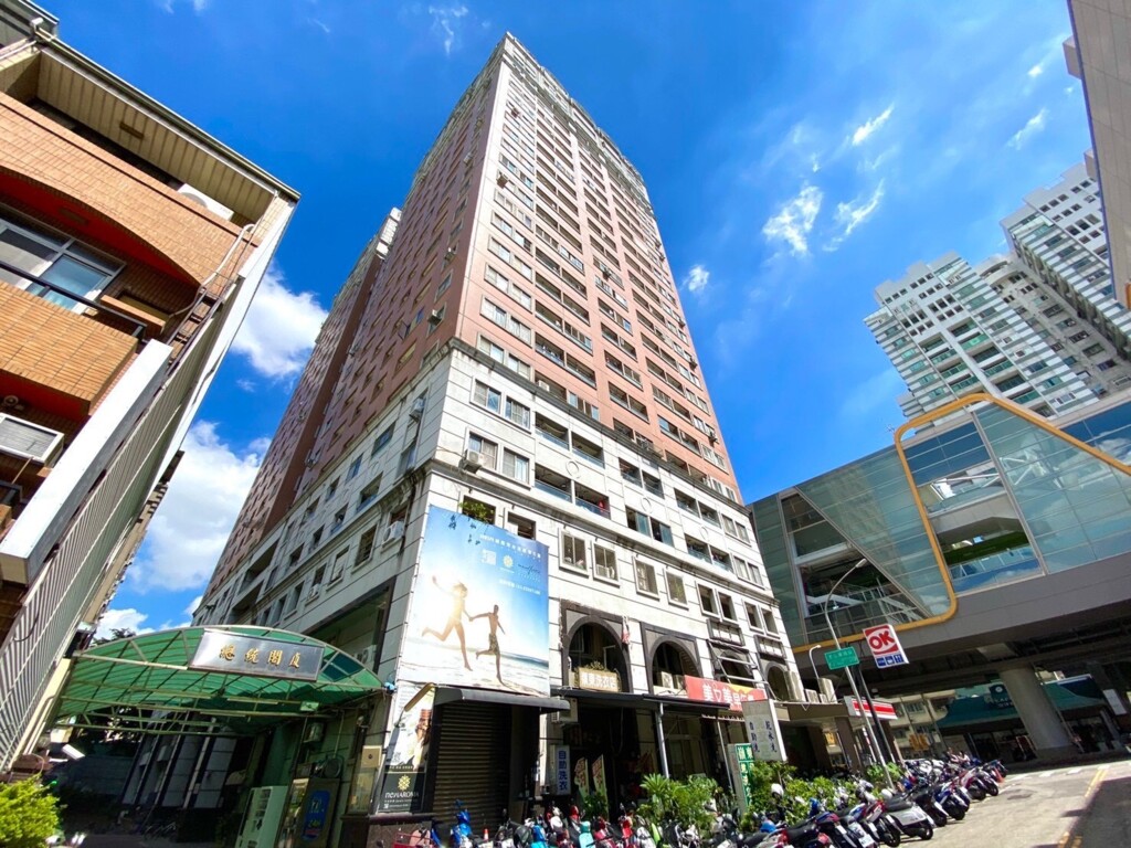 總統閣廈台中市北屯區天津路四段電梯大廈 總統閣廈陽台美套 ️g5捷運站出口 ️置產首選 房屋出售 樂屋網