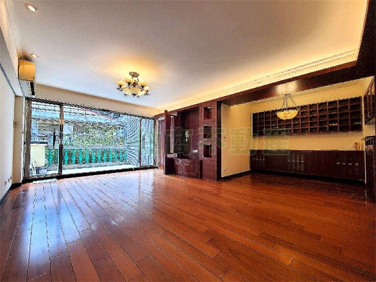 台北市北投區石牌路二段華廈天母稀有大露台華廈 房屋出售 樂屋網