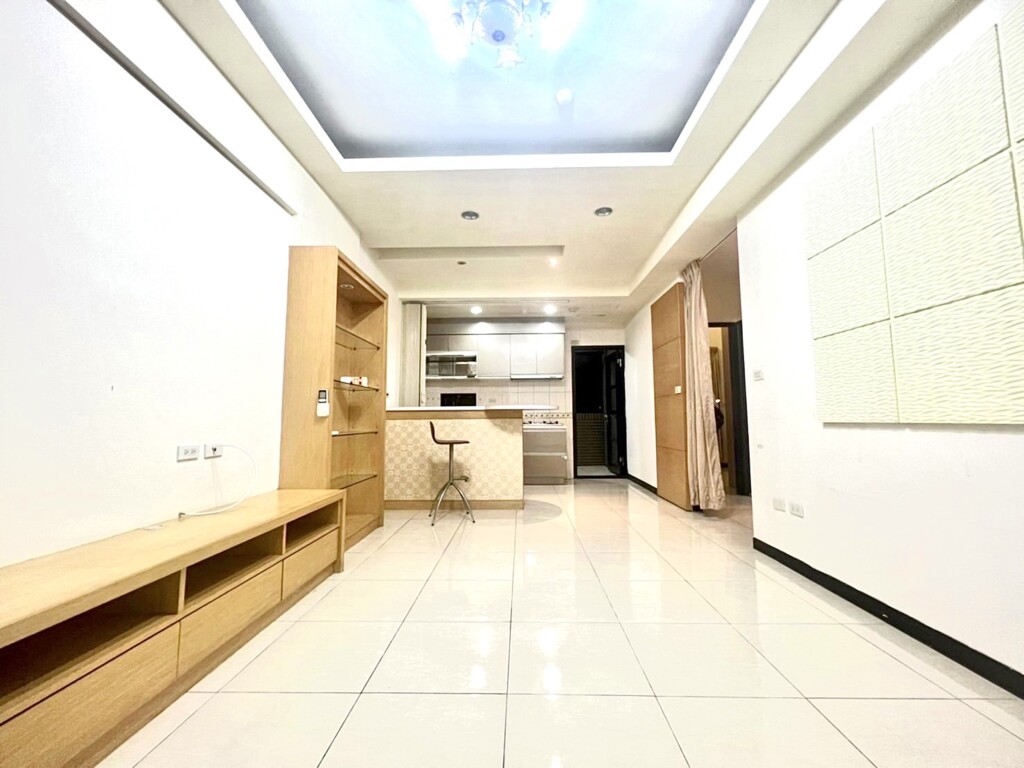 台北寶成no2新北市泰山區仁武街電梯大廈十八甲低公設華廈兩房雙陽台 太平洋房屋郭小昌 房屋出售 樂屋網