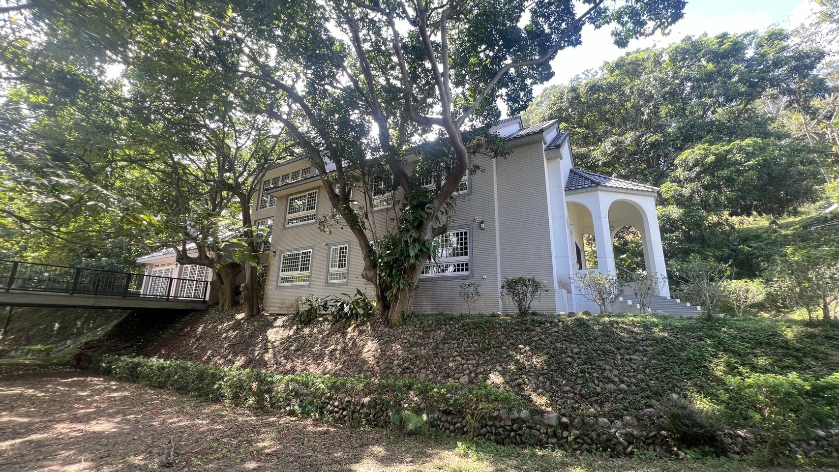 新竹縣北埔鄉麻布樹排農舍北埔~近綠世界合法農舍~地6684坪 房屋出售 樂屋網