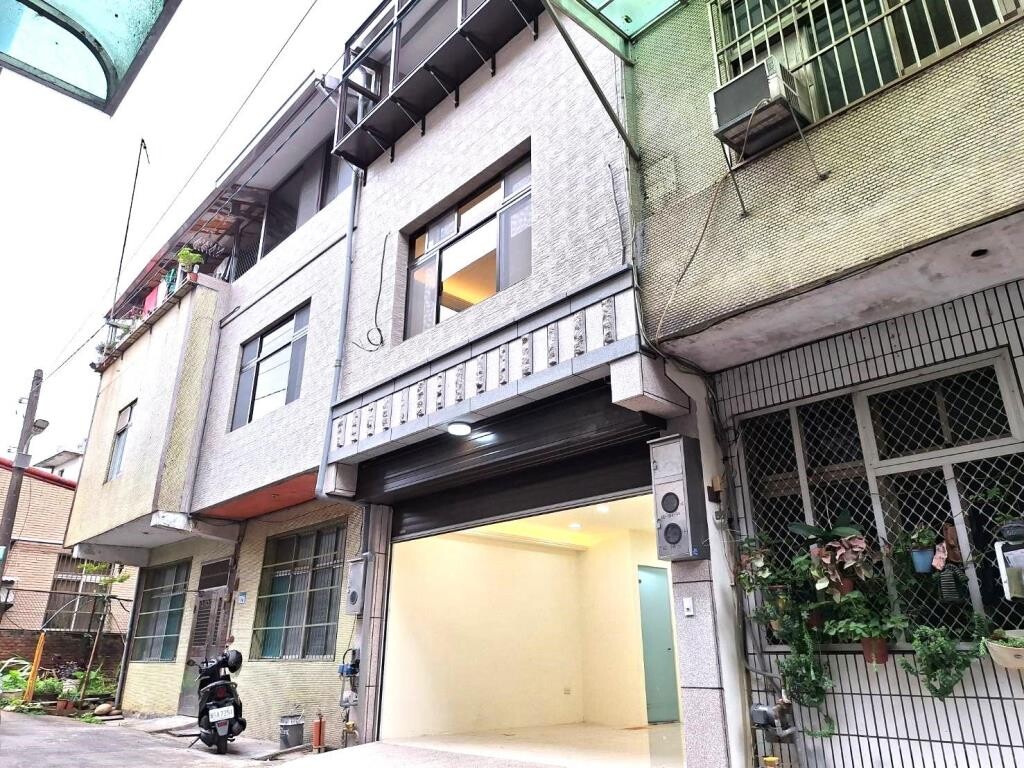 桃園市平鎮區平東路一段透天厝【向陽團隊】東勢國小整新透天 房屋出售 樂屋網