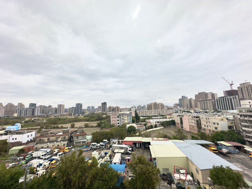豐邑大自然發現之旅新竹縣竹北市勝利七街二段電梯大廈 無限視野大三房 臨近喜來登 大遠百 房屋出售 樂屋網