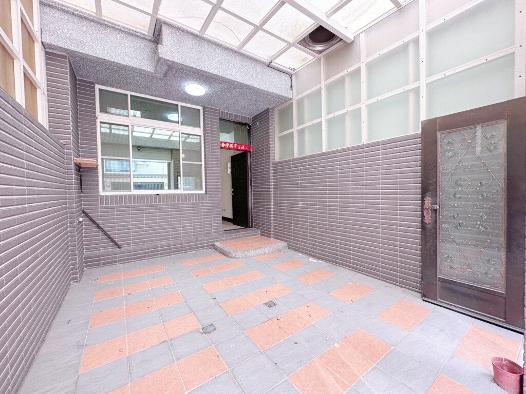 新竹縣湖口鄉蘭州四街透天厝湖口工業區 前院停車美透天 房屋出售 樂屋網