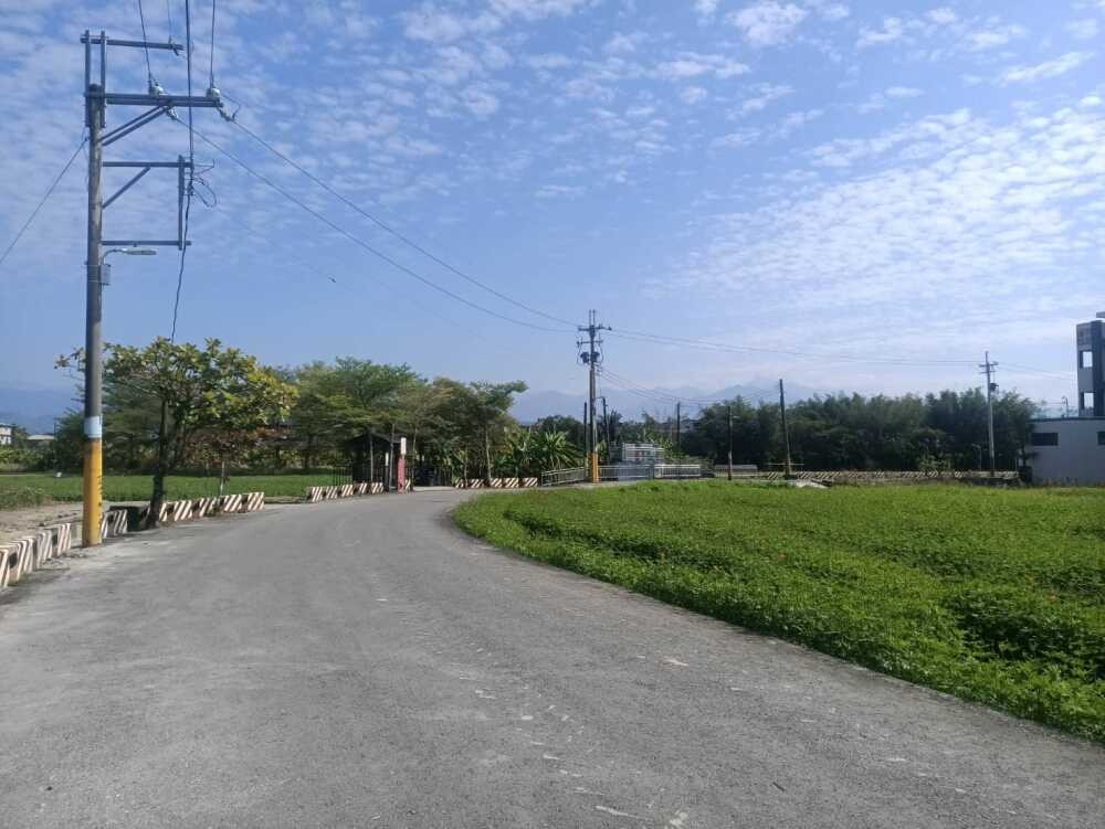 農地美濃28分⭐臨路都內農地⭐波斯菊花海⭐月光山隧道高雄市美濃區自強街一段 樂屋網 土地買賣