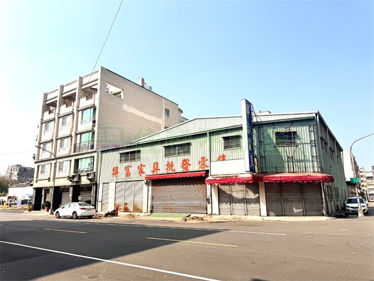 高雄市左營區文自路店面近漢神巨蛋三角窗大型店面 房屋出租 樂屋網