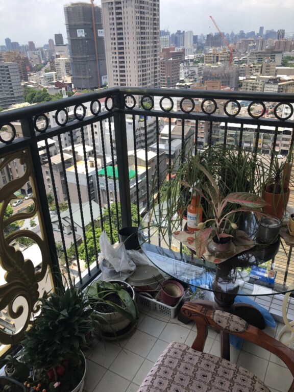 微笑世紀b區雲品特區台中市北區育樂街電梯大廈中信小胖一中中醫雙商圈高樓層視野三房平車 房屋出售 樂屋網