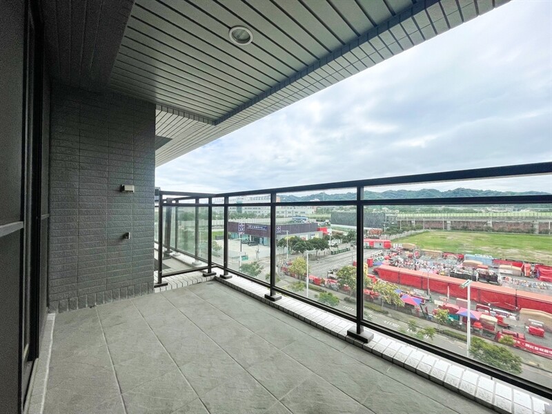 達麗居山台中市北屯區敦富路電梯大廈達麗居山無限視野大四房平車 房屋出售 樂屋網