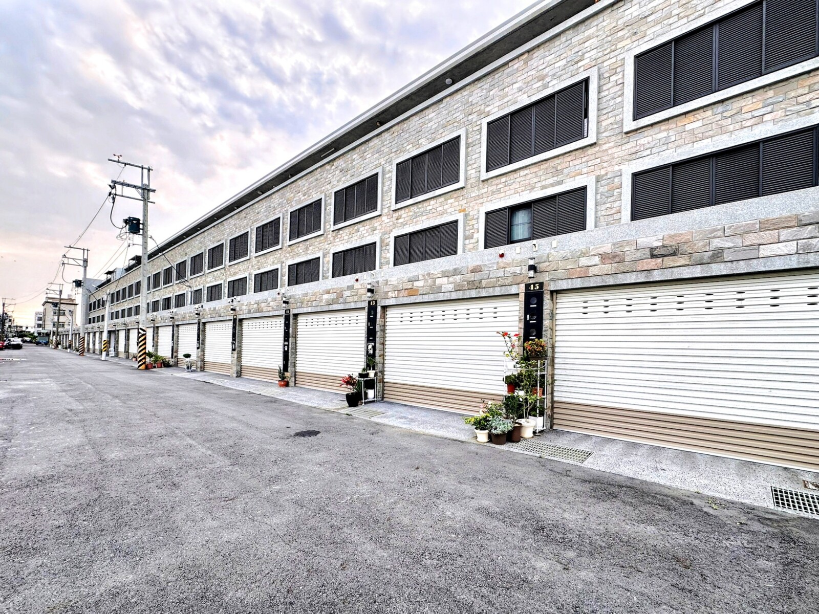 住商小高｜小資首選．永康低總價全新美車墅 台南市永康區永康首贊買房子、房屋出售 樂屋網
