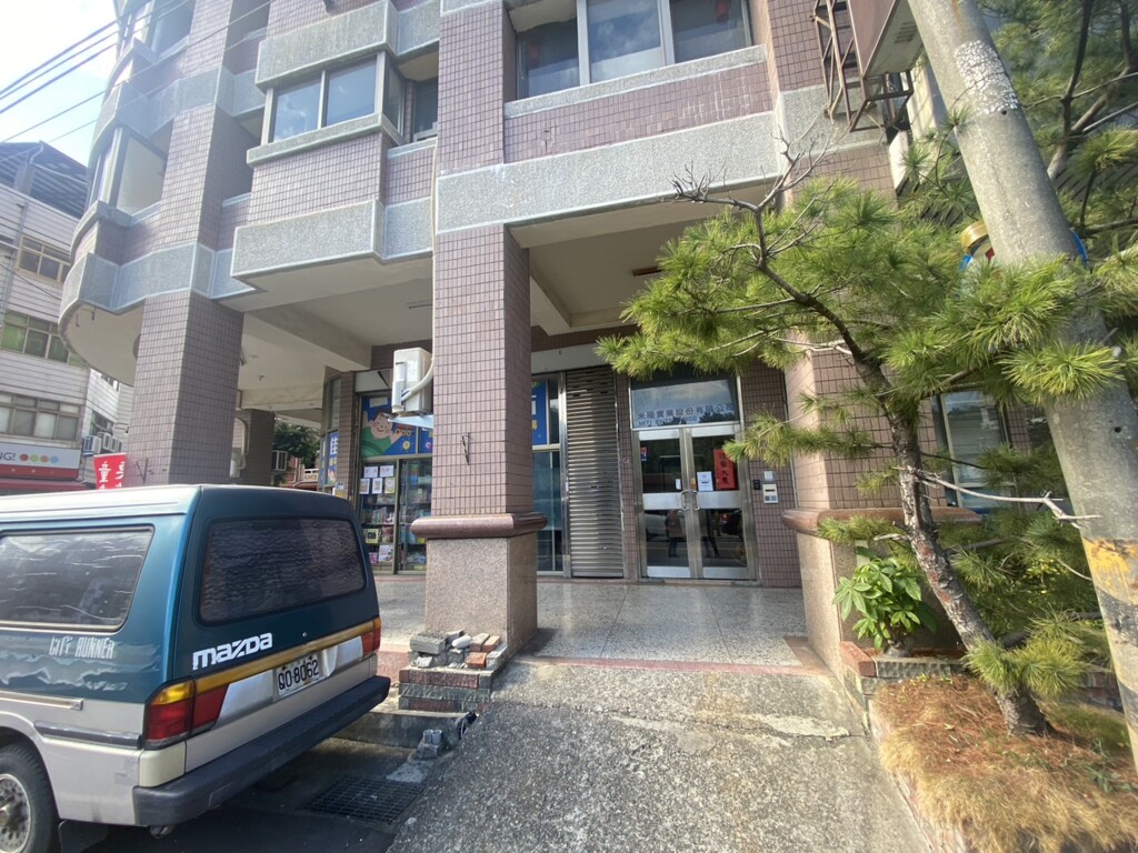 台中市豐原區中興路電梯大廈中興路三房急租租客若要家具家電屋主都會處理給你 房屋出租 樂屋網