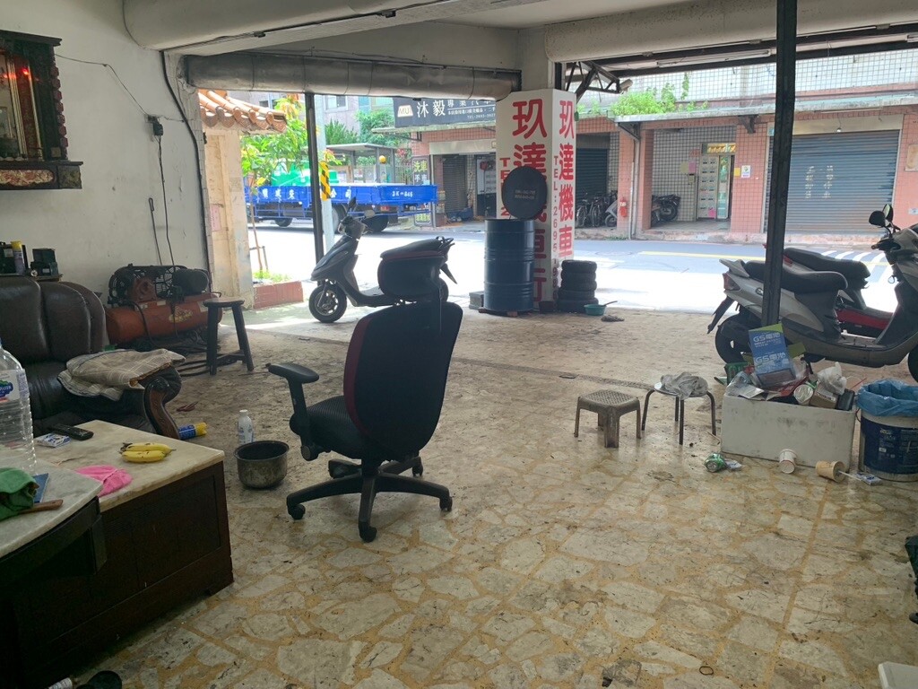新北市汐止區明峰街公寓金龍國小 明峰金店面 自用 出租兩相宜 房屋出售 樂屋網