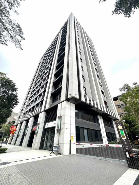 藏美一品高雄市楠梓區清豐路電梯大廈小資族首選低總價土庫商圈高樓景觀兩房車位 房屋出售 樂屋網