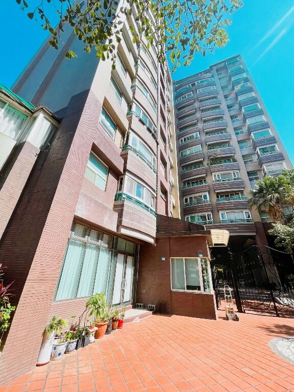 中興麗池新北市新店區寶元路一段電梯大廈央北佳佳專約大坪林知名社區中興麗池★ 房屋出售 樂屋網