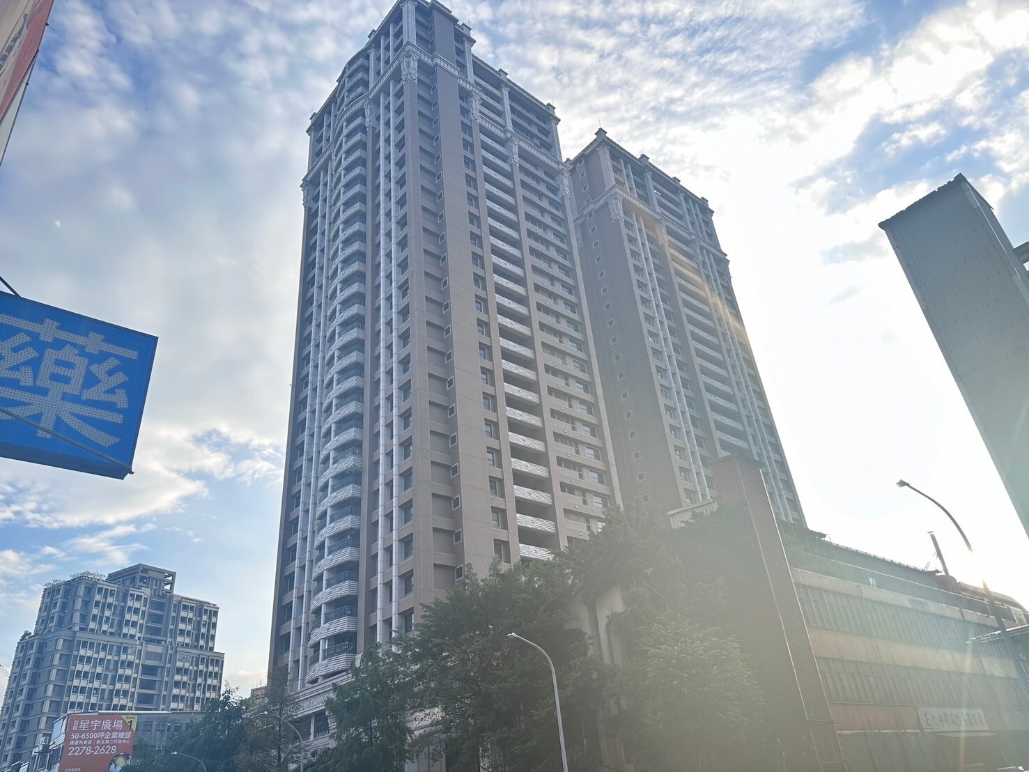 帝王山河景寶石君品苑五房三套房四衛浴雙車 新北市三重區寶石君品苑買房子 樂屋網