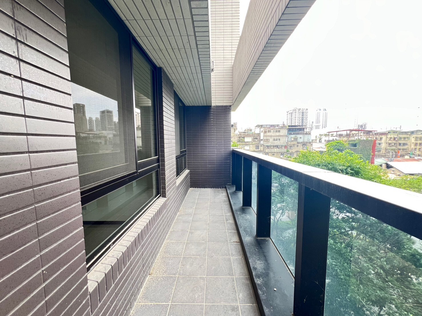 獨【江子翠】全新落成公設齊全低總價三房露臺車位 新北市板橋區新外灘6立信帝國花園廣場買房子、房屋出售 樂屋網