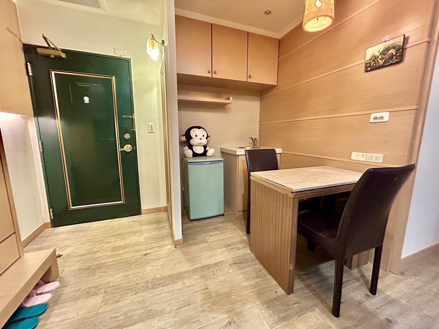 高雄亞灣區 85大樓 全屋美裝潢高投報收租套房 高雄市苓雅區高雄85大樓買房子 樂屋網