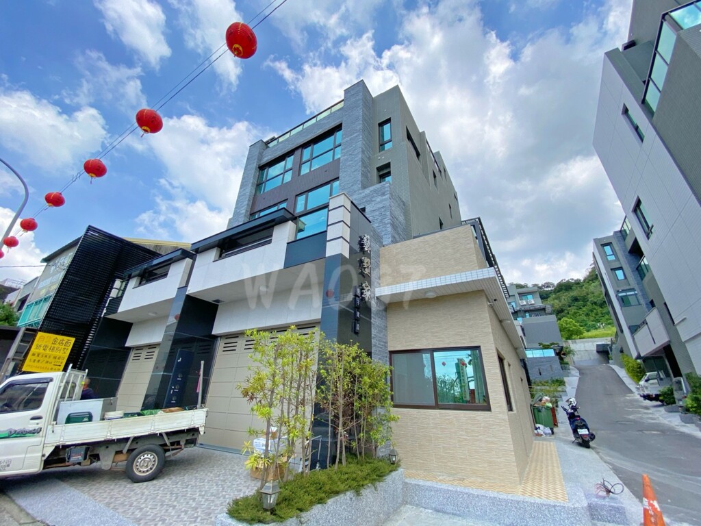 藝墅家台中市豐原區富陽路透天厝豐原雯子｜藝墅家．全新大地坪可雙車6房透天別墅 房屋出售 樂屋網