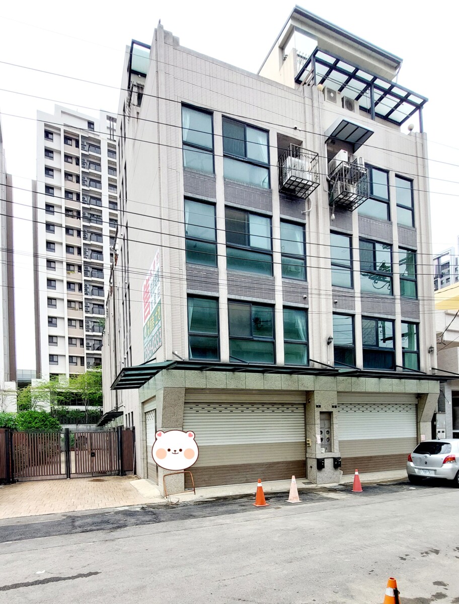 ︱太平臨路大面寬︱5房4廳7衛3車︱電梯別墅︱ 台中市太平區買房子、房屋出售 樂屋網