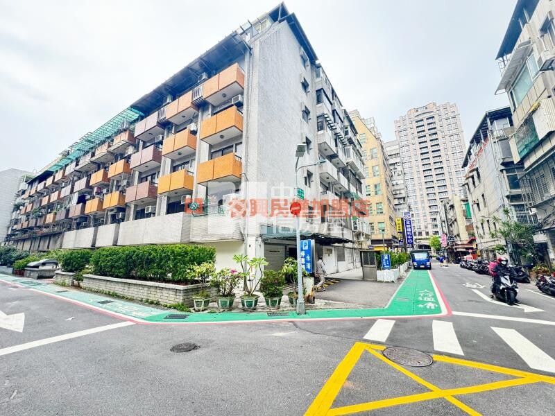 台北市中山區吉林路電梯大廈松江南京面公園美廈 房屋出售 樂屋網