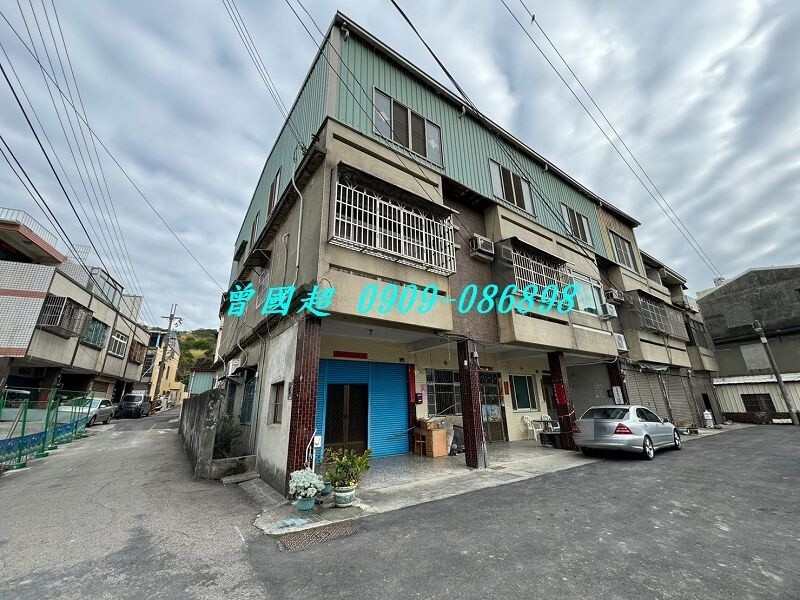 秒殺，低於市價【星河路大地坪邊間透天】近鹿峰國小 台中市沙鹿區買房子、房屋出售 樂屋網