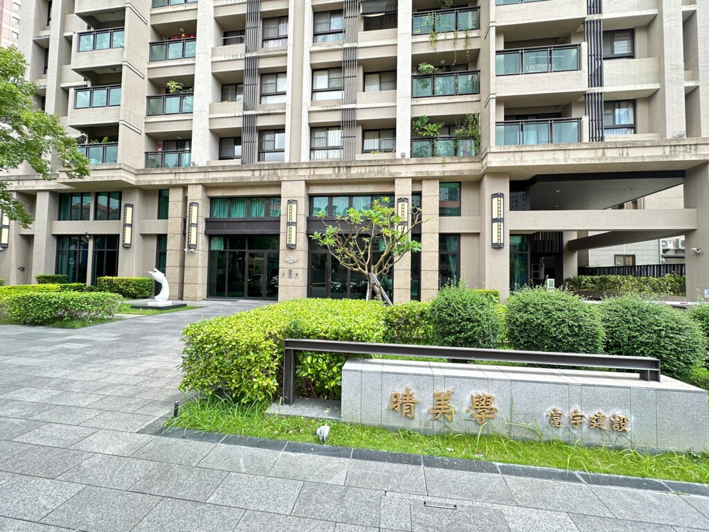 富宇晴美學台中市南區工學五街電梯大廈【獨家】晴美學採光三房平車美屋 房屋出售 樂屋網