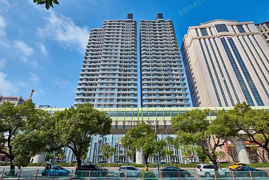 達麗世紀雙星台中市北屯區文心路四段電梯大廈達麗雙星高級裝潢2房平面車位、中清and文心路捷運口 房屋出售 樂屋網