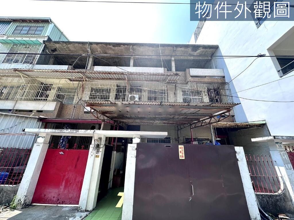 重劃區旁臨路8米║傳統格局低總價車庫透天 高雄市岡山區買房子、房屋出售 樂屋網