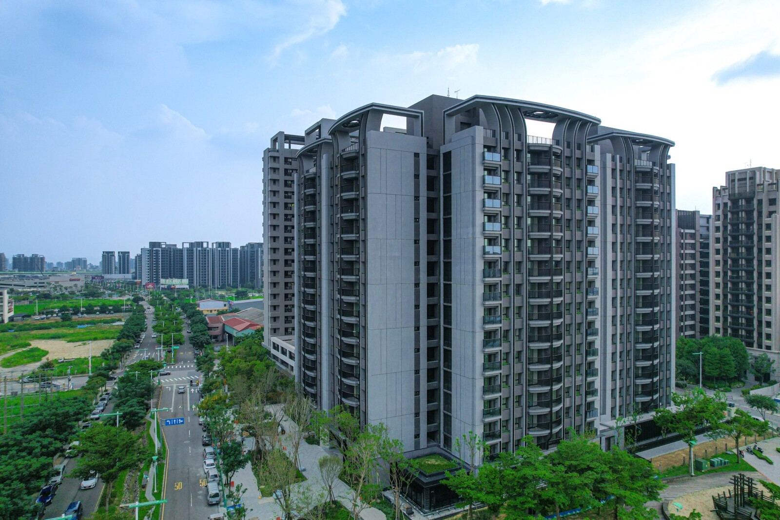 富宇峰景台中市北屯區敦富路電梯大廈阿翔獨家富宇峰景稀有美兩房全新完工 格局超方正 房屋出售 樂屋網